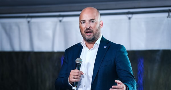 Eels’ CEO shares lymphoma battle ahead of charity walk | NRL.com
