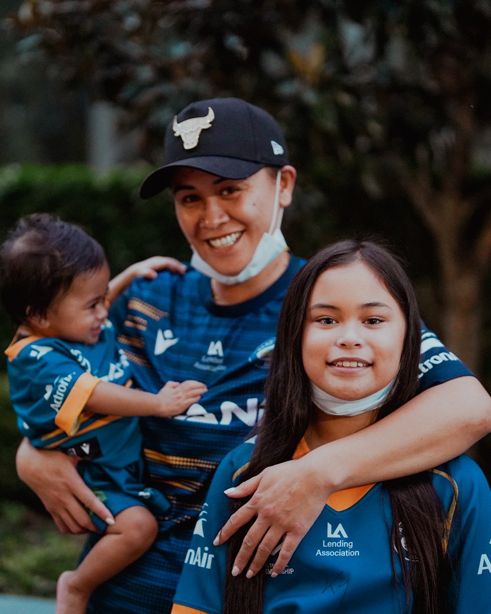 Eels celebrate Easter at Ronald McDonald House | Eels