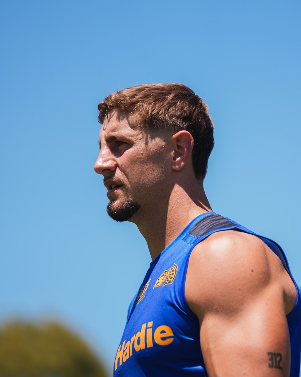 Zac Lomax officially joins Eels | Eels