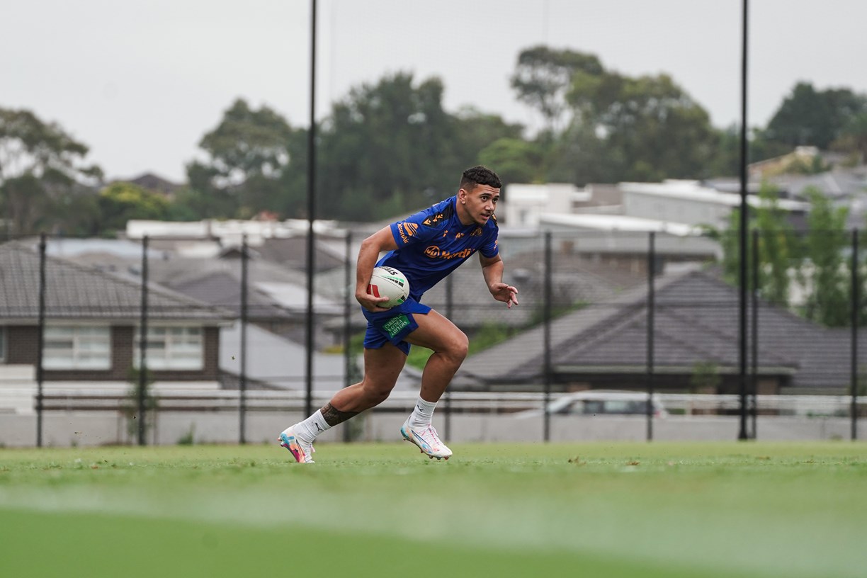 Isaiah Iongi arrives at Eels | Eels